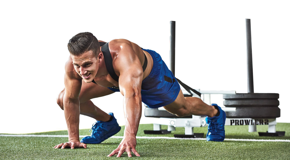 The 5 Best Bear Crawl Variations for a Concrete Core | Muscle & Fitness