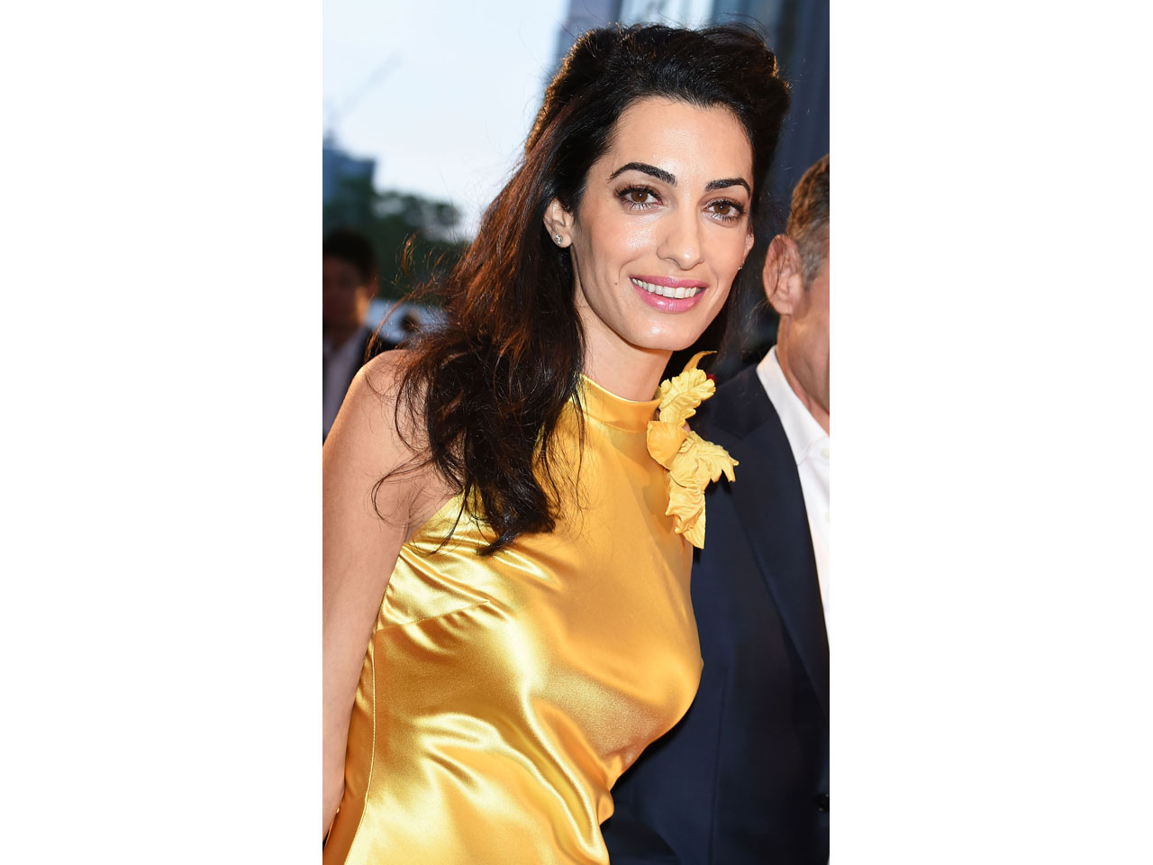 11 effortlessly beautiful photos of Amal Clooney | Muscle & Fitness