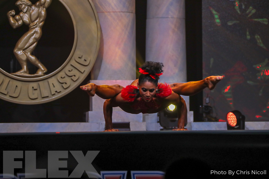 Derina Wilson - Fitness - 2018 Arnold Classic | Muscle & Fitness