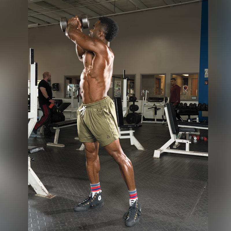 Two-Arm Upward Chop Exercise Video Guide | Muscle & Fitness