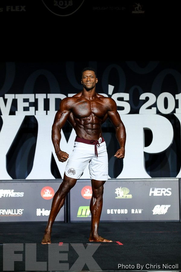 Raymont Edmonds - Men's Physique - 2018 Olympia | Muscle & Fitness