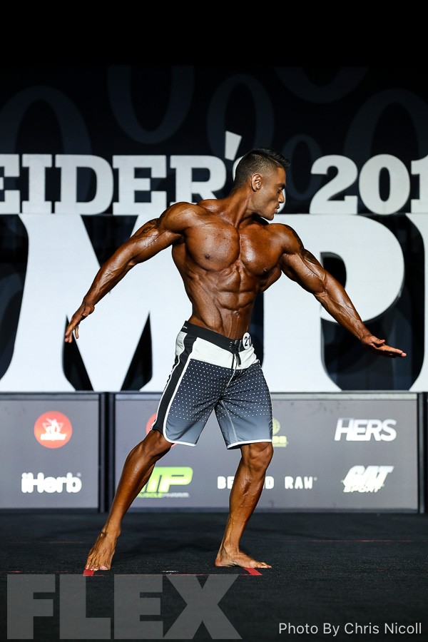 Jeremy Potvin - Men's Physique - 2018 Olympia | Muscle & Fitness