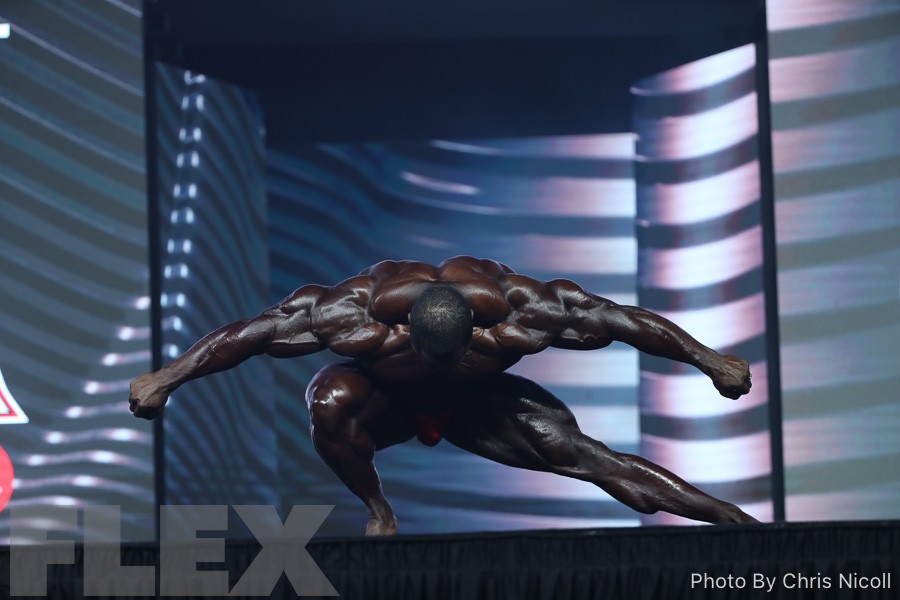 Brandon Curry - Open Bodybuilding - 2018 Olympia | Muscle & Fitness