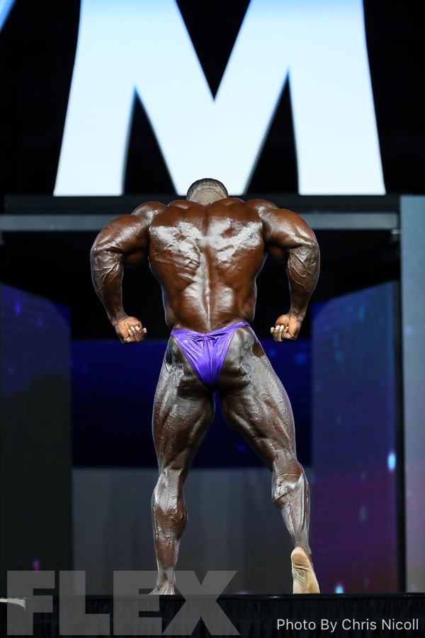 Brandon Curry - Open Bodybuilding - 2018 Olympia | Muscle & Fitness