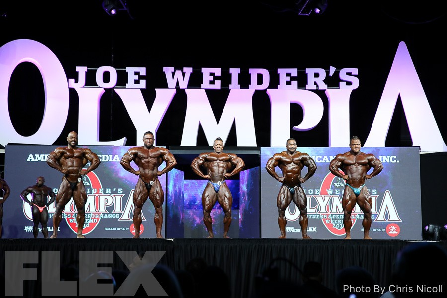 Comparisons - 212 Bodybuilding - 2018 Olympia | Muscle & Fitness