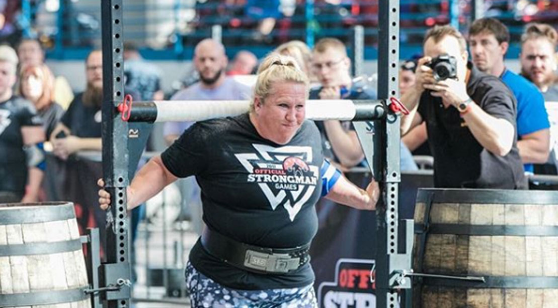 Strongwoman Kristin Rhodes Breaks World Record at the Arnold | Muscle ...