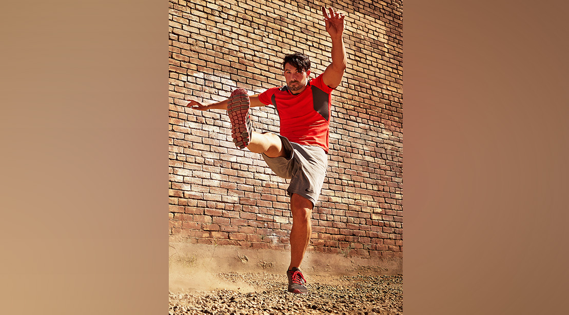 The 10 Best Bodyweight Exercises to Train Your Hamstrings | Muscle ...