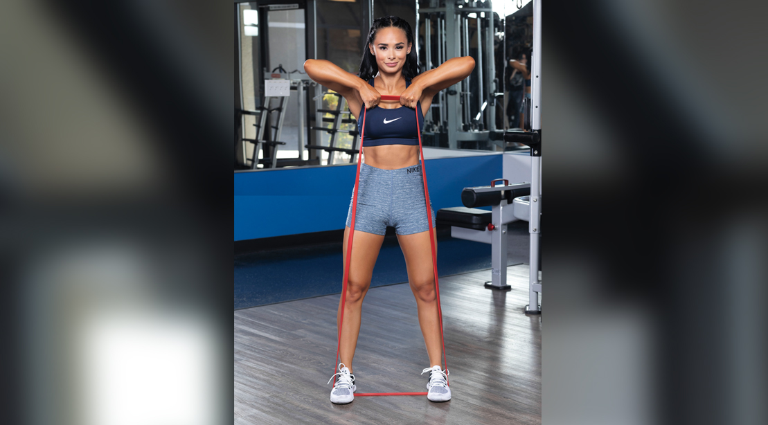 Banded Upright Row | Muscle & Fitness