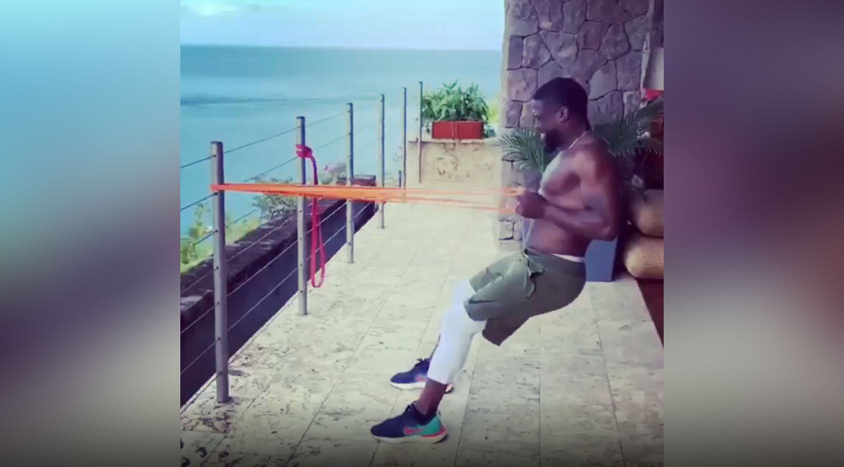 Kevin Hart Reminds Us that You Don't Need a Gym to Stay Fit | Muscle ...