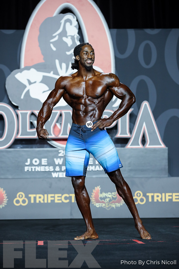 Akeem Scott | Muscle & Fitness