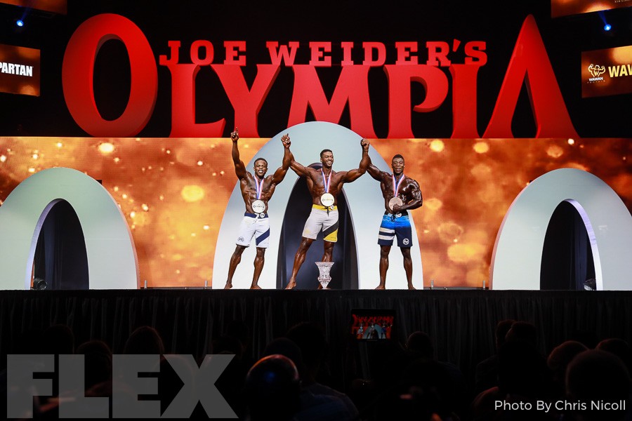 Awards - Men's Physique - 2019 Olympia | Muscle & Fitness