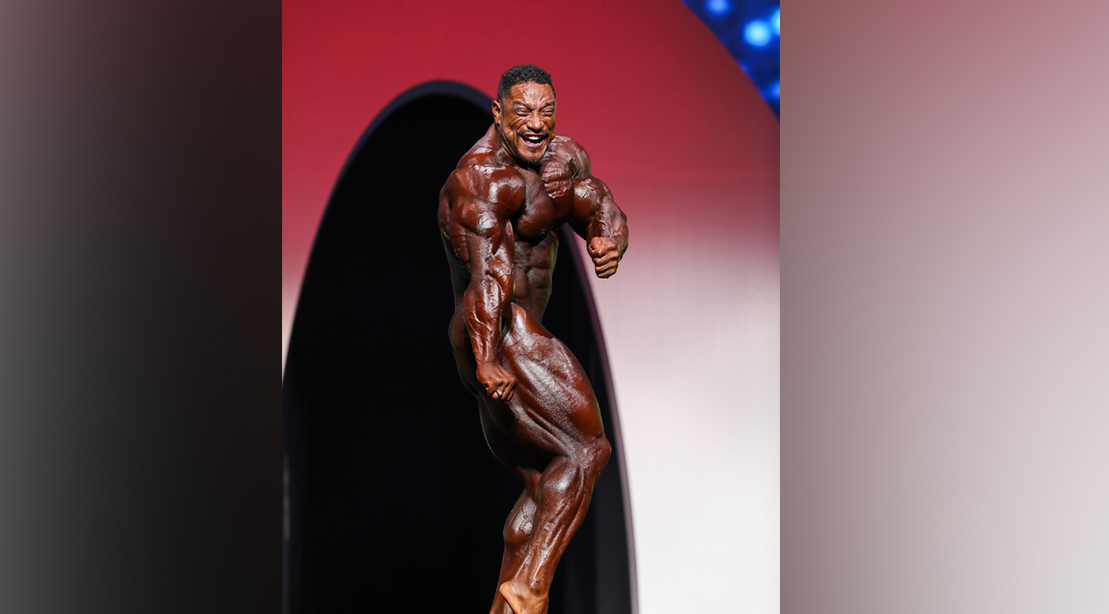 Roelly Winklaar - Open Bodybuilding - 2019 Olympia | Muscle & Fitness