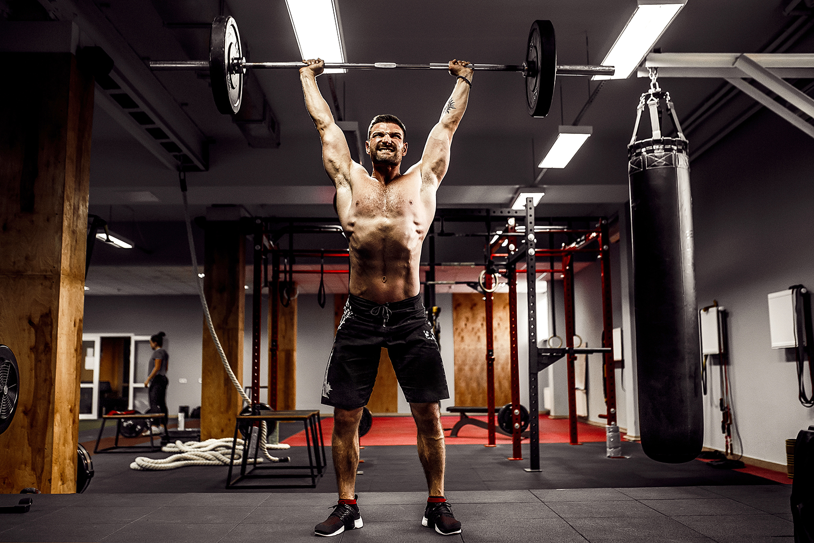 Barbell Snatch Exercise Video Guide | Muscle & Fitness